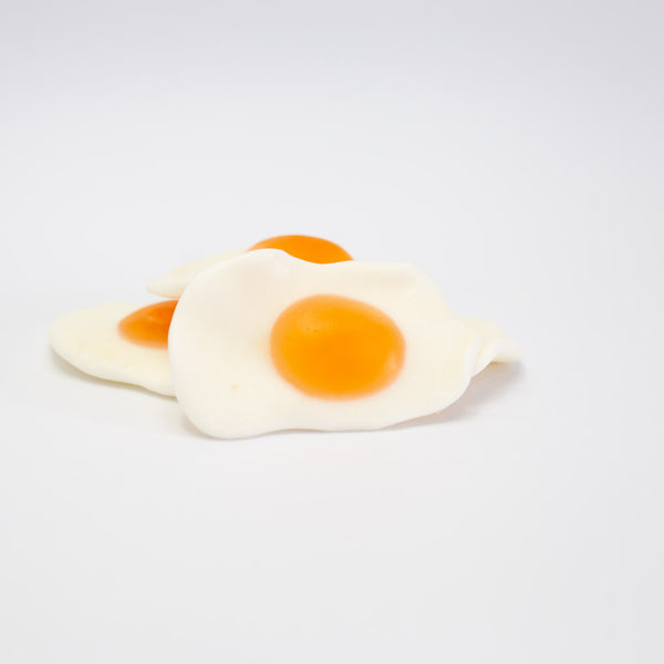Giant Fried Eggs – The Lolly Bug